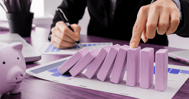 Mitigating Contract Management Risks: 7 Proven Methods